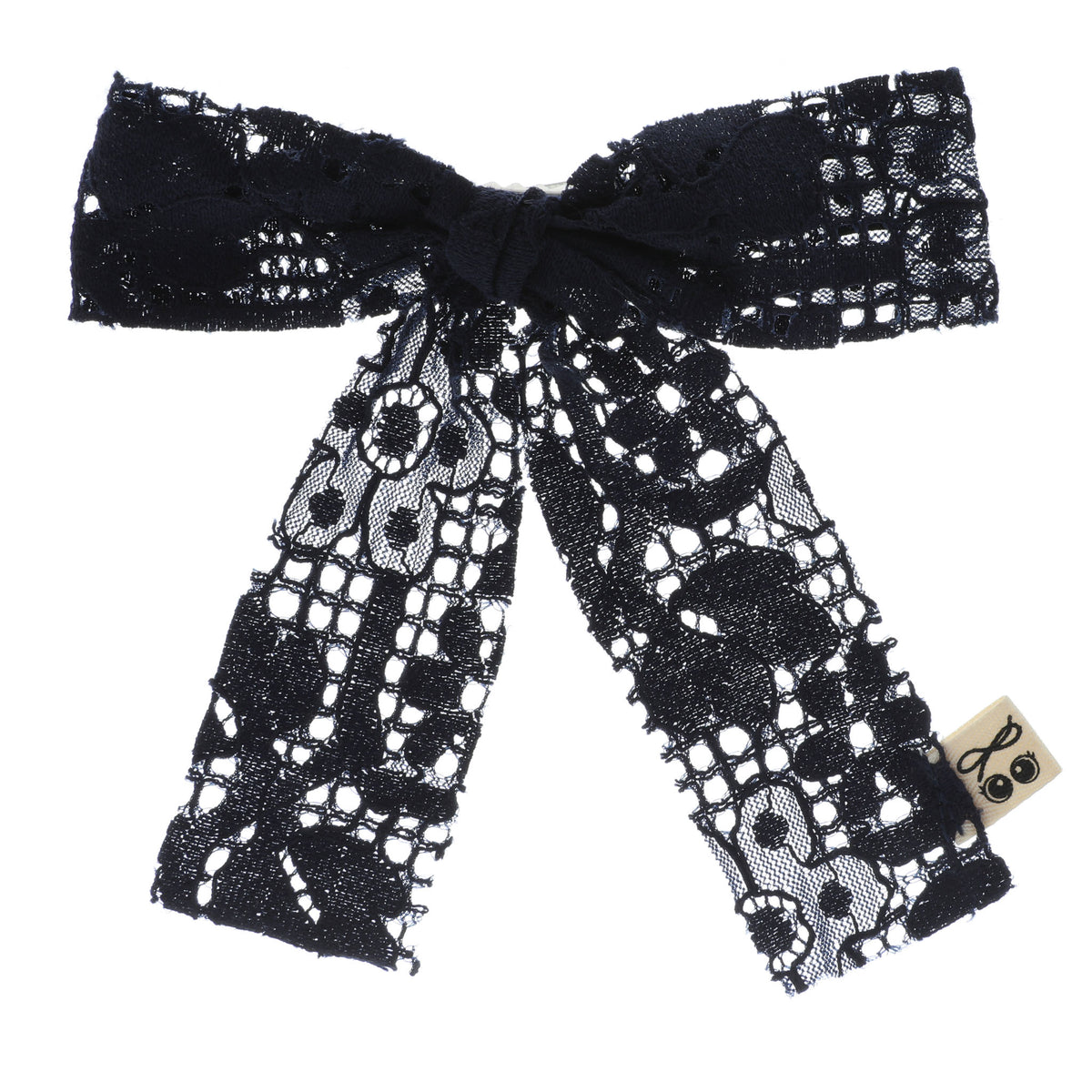 Eyelet Medium Bow 2 – Heirlooms Bows
